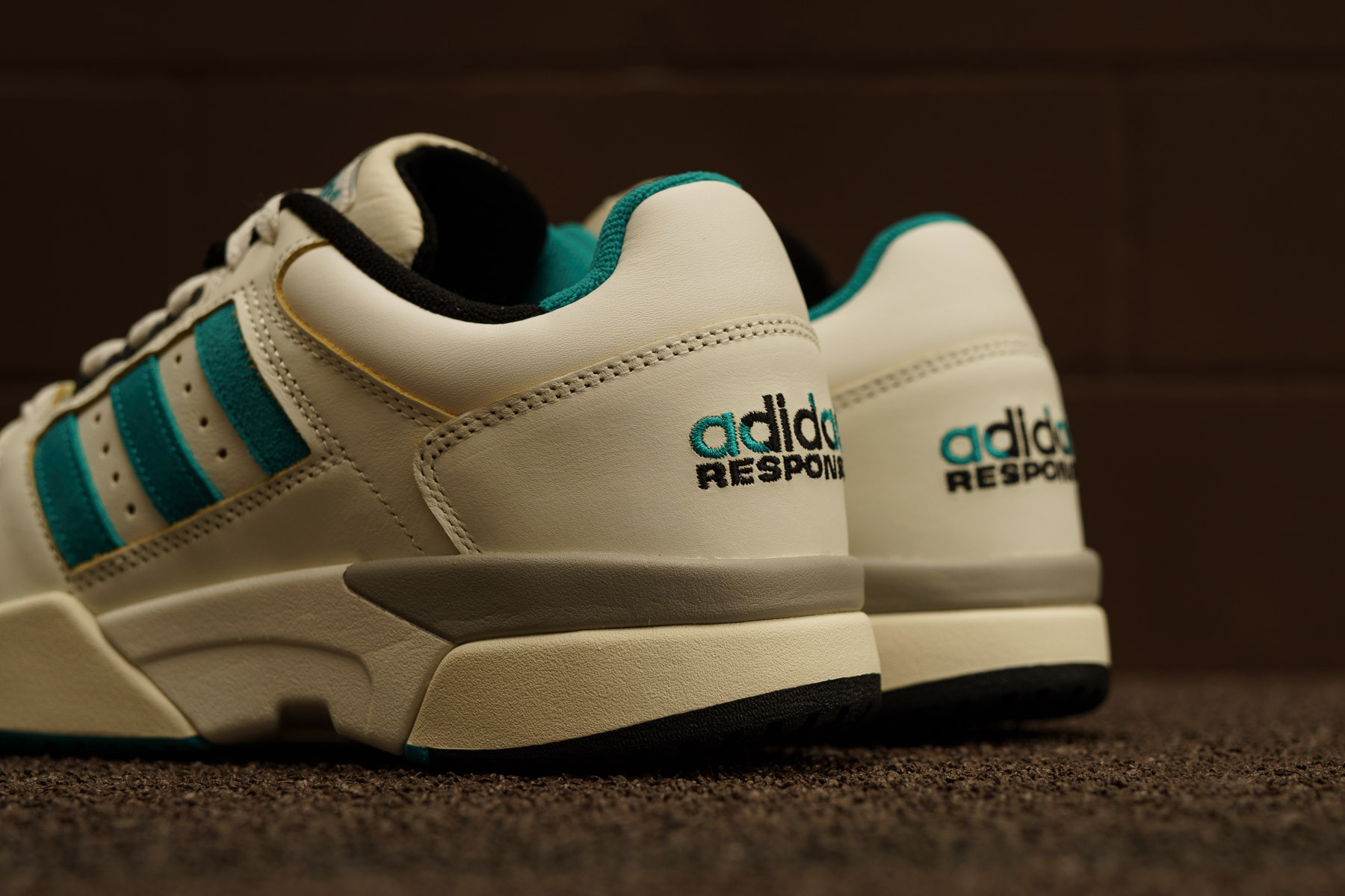 ADIDAS TORSION TENNIS LOW | SKILLS - Sneaker.no - Sneaker.no
